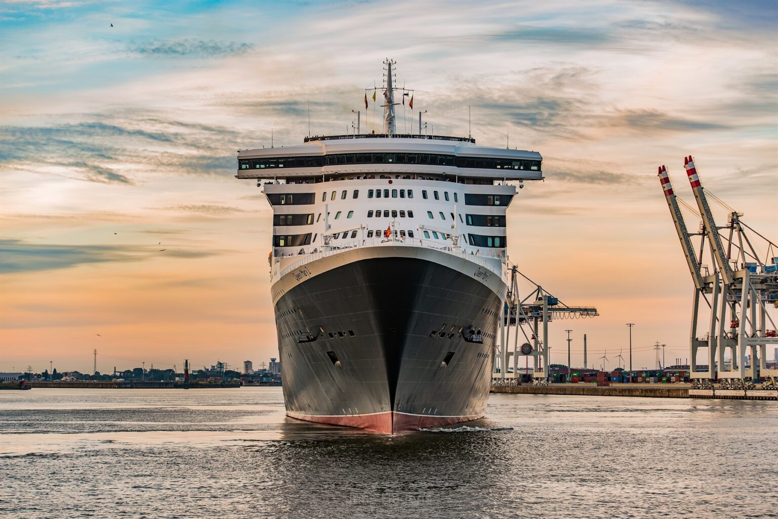 Schiffsfotografie im Hamburger Hafen | 10 praktische Tipps