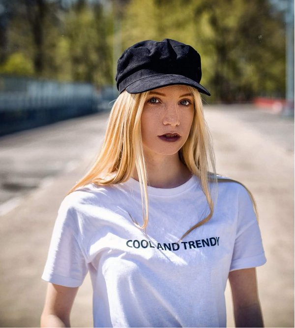 Model Sedcard Von Carina M Weibliches Professional Fotomodel Deutschland