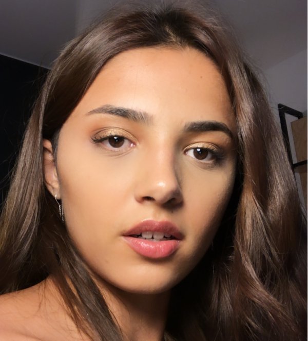 Model Sedcard von Selin G - weibliches New Face Fotomodel Österreich