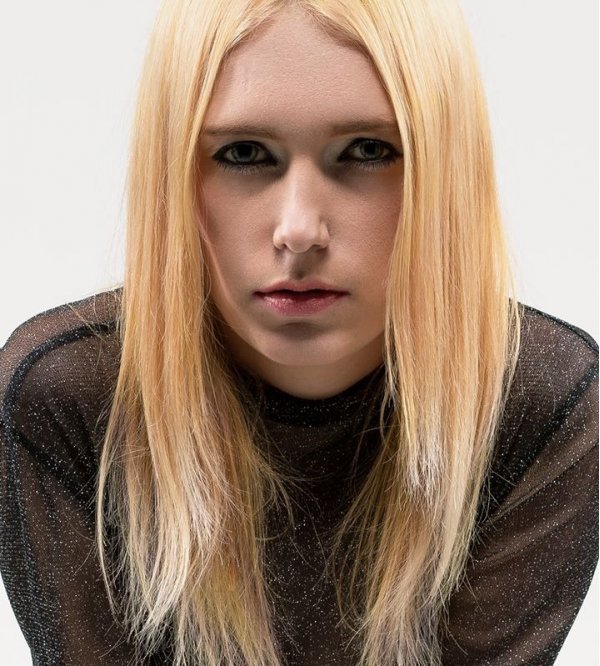 Model Sedcard von Miriam G - weibliches Professional Fotomodel Deutschland