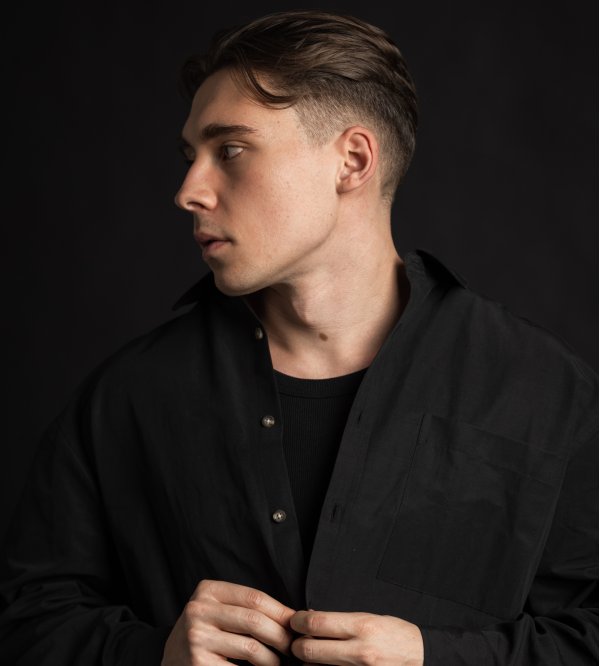 Model Sedcard von Lukas P - männliches Professional Fotomodel Österreich